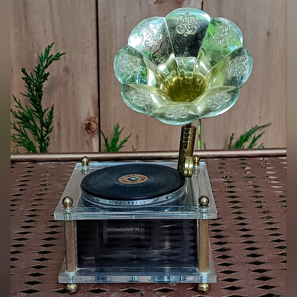 unbranded | Other | Vintage Music Box Gramophone Lucite Plastic Metal 5 ...